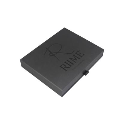 中国 リサイクル可能なカスタムデザインリジッド引き出しギフト段ボード黒いシルクスカーフボックスラグジュアリースライドボックスペーパーパッケージ 販売のため