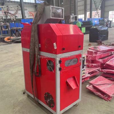 Cina Macchina automatica di riciclaggio del filo di rame per i rottami di cavi ed efficienza in vendita