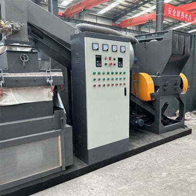 China 380V grote capaciteit afval kabel recycling machine koper draad granulator met een goede prijs Te koop