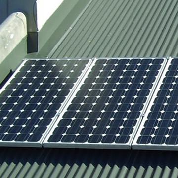 Chine Parenthèses solaires anodisées de défilement ligne par ligne de toit en métal de toit de systèmes solaires extérieurs de support à vendre