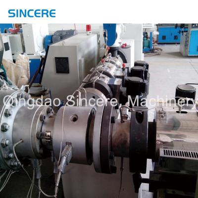 China Conische dubbelschroefsextruder PVC pijp extrusielijn met OD 50-630mm Te koop
