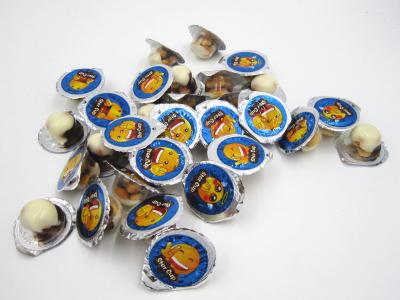 China 4g Star cup Chocolate snack in PVC Jar Sweety Chocolate With Crispy Cookie for sale
