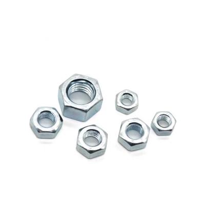 Cina Vendere bulloni e dadi esagonali galvanizzati grado 8.8 lunghezza 10mm-500mm per le vostre esigenze in vendita