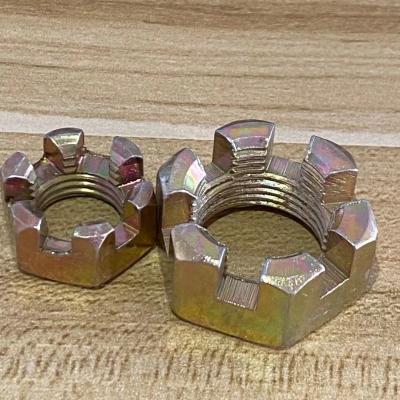 Cina DIN935 Noce a fessura Hex Noci a fessura castello Grado 4.8/8.8/10.9/12.9Ect Standard DIN in vendita