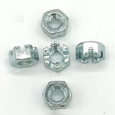 Cina DIN935 Noce a fessura Hex Noci a fessura castello Grado 4.8/8.8/10.9/12.9Ect Standard DIN in vendita