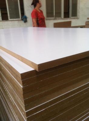 China Raw Material 15/16/17/18mm Melamine MDF/ Waterproof Grade Fiberboard for sale