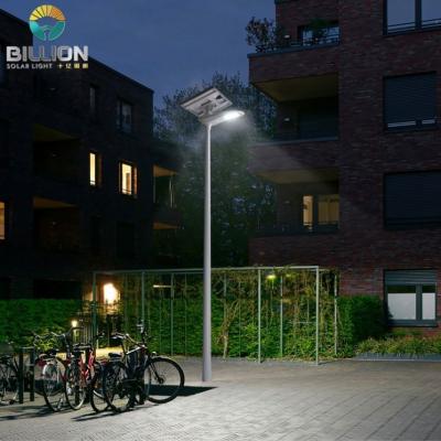 China 100W conduziu o à prova de água IP65 integrado solar exterior da iluminação de rua fácil instalar à venda