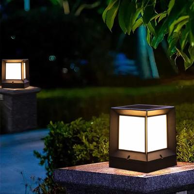Cina Il quadrato di alluminio IP55 di Solar Pillar Light 2W del recinto del portone impermeabilizza in vendita