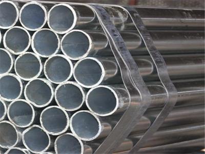 Cina S235JR/spec. 5L ERW pre ha galvanizzato la conduttura d'acciaio/tubatura pre- W.T 0.7mm - 2.3mm di GI in vendita
