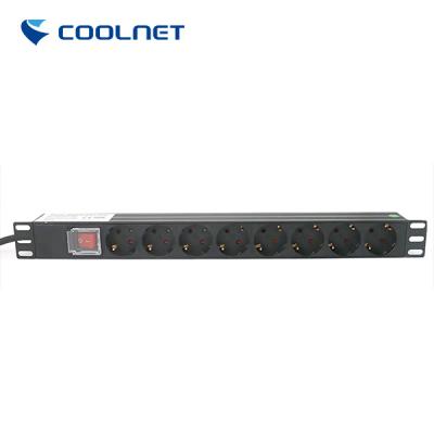 中国 Functional PDU Series Power Distribution Unit Horizontal / Vertical Installation 販売のため