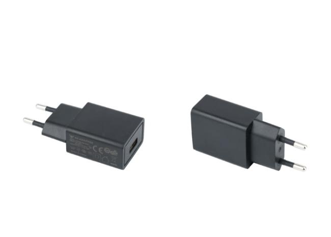 Practical and Portable Fast Charging USB Wall Charger for Smartphones and Tablets