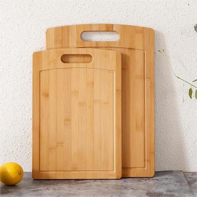 Cina Insieme di bambù spesso di pulizia amichevole del tagliere 2pcs di Eco 1.8cm in vendita