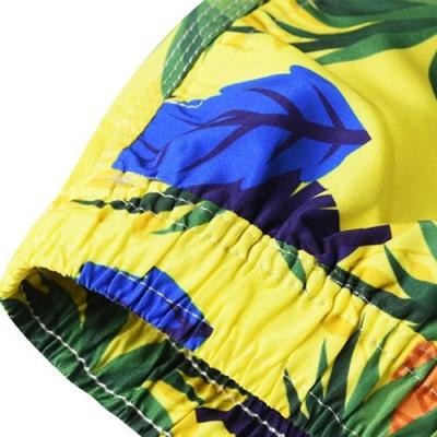 Cina La nuova spiaggia dell'estate ansima il giallo sciolto degli uomini mette il modello in cortocircuito sottile della gioventù in vendita
