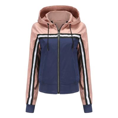 Cina Le donne leggere sottili ricoprono il cappotto impermeabile all'aperto dei rivestimenti del colorblock di signora di autunno casuale della molla in vendita