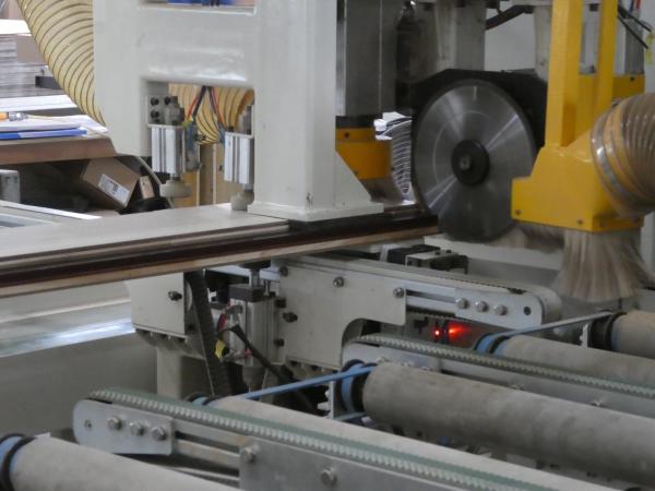 Quality 5.5KW Dual-End Sawing CNC Machine Processing Center with 1300x2500mm Working for sale