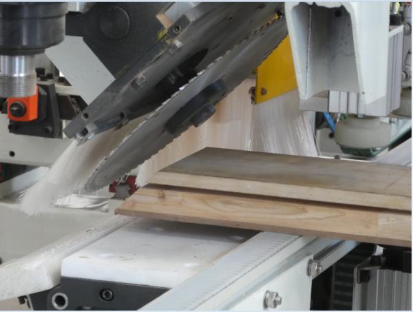 Quality 5.5KW Dual-End Sawing CNC Machine Processing Center with 1300x2500mm Working for sale