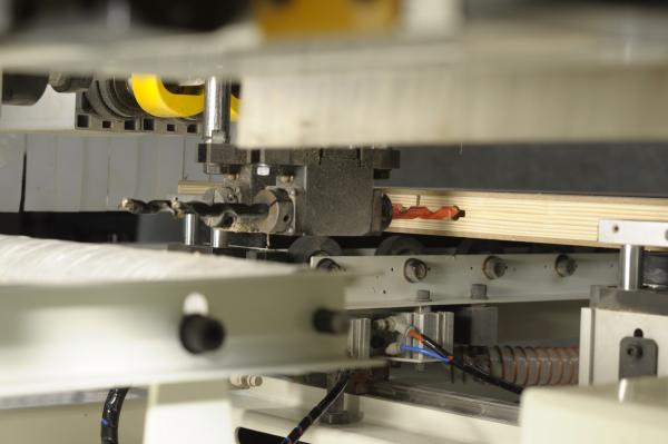 Quality Electric Flush Wood Door Frame Cutting Machine Making Assembly Line for sale