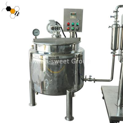 Cina Doppi carri armati 2T Honey Filtering Machine Honey Extractor di ispessimento in vendita