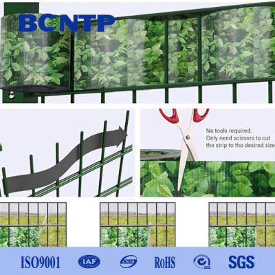Cina DIY Facile installazione all'aperto Antil UV 19cm X 35 +20 clip Recinzione in PVC giardino Privacy Strip Tarpaulin Scre12en Recinzione in vendita