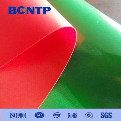 Cina Tela cerata tessuta del PVC di Matte Inflatable per il trampolino ed il giocattolo di salto in vendita
