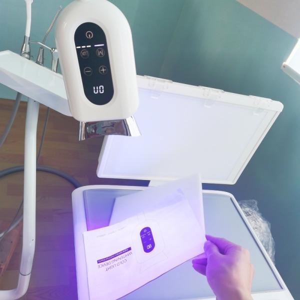 Quality 360 Degree Rotation Teeth Whiten Light 3 Color fast whitening Teeth Whitening for sale