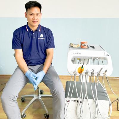 China Tandheelkundige kliniek Gebruik mobiele tandheelkundige eenheid met laag geluid Ingebouwd in compressor Draagbare tandheelkundige karren met wielen for sale
