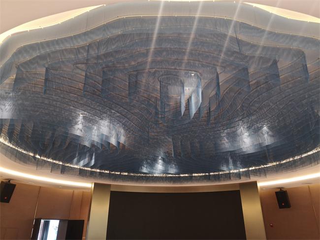 ODM Coil Architectural Mesh Curtain Metal Panels For Hotel Space Divider