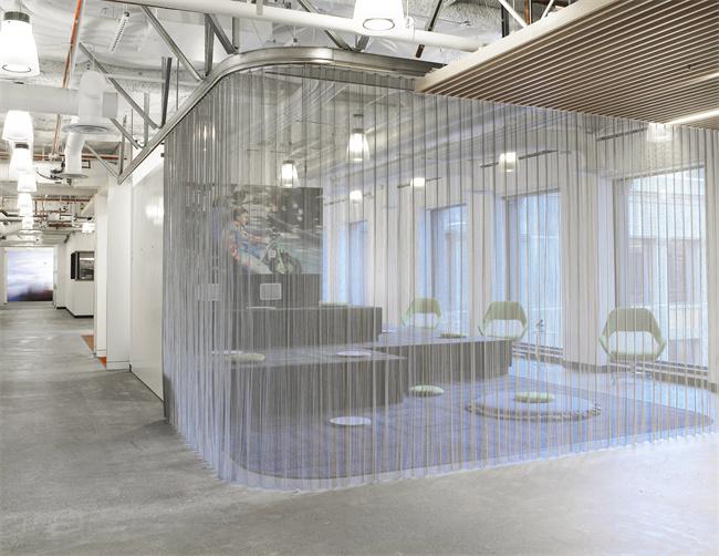 ODM Coil Architectural Mesh Curtain Metal Panels For Hotel Space Divider
