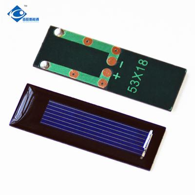 China painel solar flexível de filme fino de 0.5V 0.7W ZW-5318 para o painel artificial do sol das nuvens da luz de céu à venda