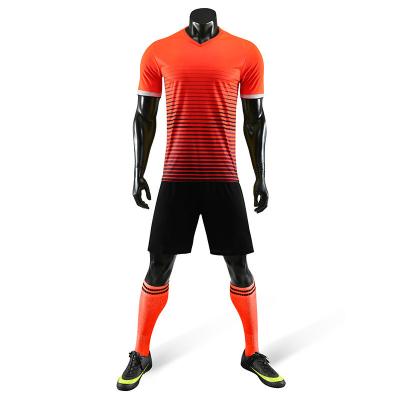 China Los deportes de encargo de la sublimación del equipo uniforme del fútbol del fútbol de los hombres aceptan a Logo Sportswear modificado para requisitos particulares para las medias mangas unisex en venta