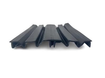 Cina Outlet PVC gomma marina sigillo per porta impermeabile impermeabile e dimensioni personalizzabili in vendita