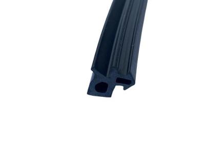 Cina EPDM sigilli di gomma per porte automobilistiche con servizio di stampaggio e personalizzazione in vendita