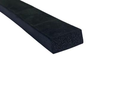 Cina Sigilli di gomma di silicone piatto rotondo quadrato con sigillo di schiuma EPDM di design approvato dal cliente in vendita