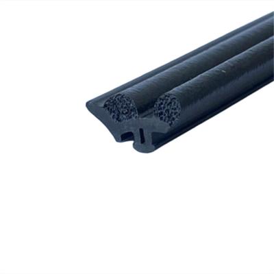 中国 65±5 硬さ NR ドアと窓のシールゴムストライプ 販売のため