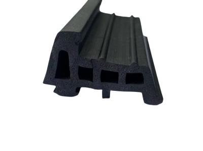 Cina EPDM Striscia di sigillo in gomma per porte e finestre in nero per antipolvere, antiinsetto, insonorizzante in vendita