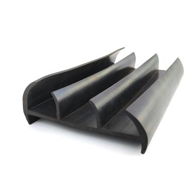 Cina EPDM Black Car Door Sealing Rubber Strip con servizio personalizzato e resistenza alla corrosione in vendita