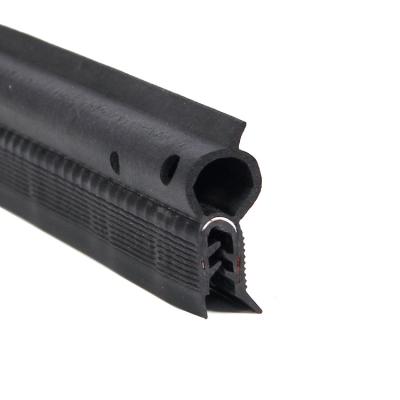 Cina Strisce di gomma di silicone nera con lampadina superiore 6*8mm in vendita