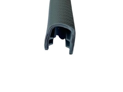 Cina Protezione del bordo della porta dell'auto con fascia di sigillamento in gomma con materiale EPDM resistente al tempo in vendita
