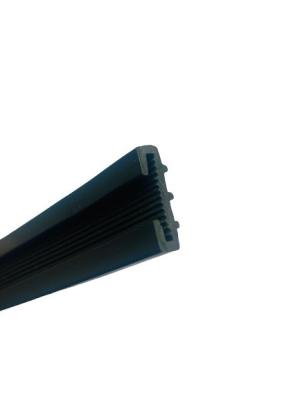 China PVC resistente a intempéries porta de garagem durável fundo de borracha de vedação de fita com pedido do cliente à venda