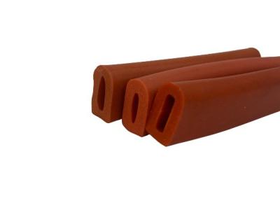 China Selo de borracha extrudida de silicone para função de fio de esponja de forma diferente e à prova de poeira à venda