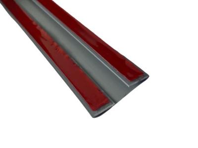 Cina Stringhe di tenuta per porte e finestre in EPDM PVC SILICONE estruso per la funzione antinsettica in vendita