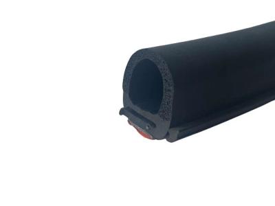 Cina 65±5 Durezza Striscia di gomma autoadesiva personalizzabile per porte e finestre in vendita