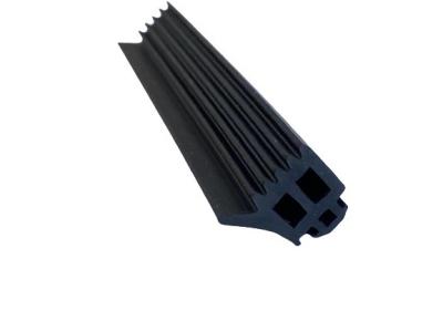 Cina Versatile EPDM di gomma rossa per porte e finestre con certificato ISO9001 2015 in vendita