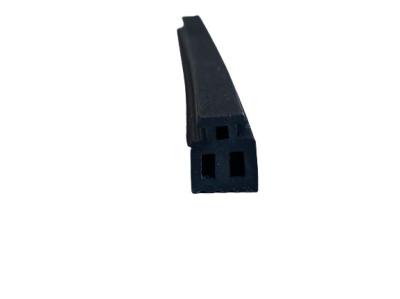 Cina EPDM Black Door and Window Sealing Strip per disegni del cliente in diverse forme in vendita