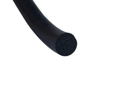 Cina Striscia di tenuta in silicone di gomma di schiuma EPDM estrusa con personalizzazione di durezza 65±5 in vendita