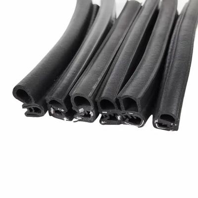 China 65±5 Hardheid Foam EPDM Rubber Strip Seal voor onderkant van aangepast weerglas Te koop