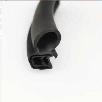 中国 製造 カードア耐気化と模造ソリューションのための外押しゴムエッジストライプ 販売のため