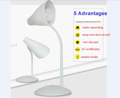 China 5000K Study Dimmable LED Table Lamp Brightness Night Light AC110-220V Optional Color for sale