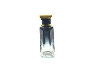 Cina Bottiglia di vetro rotonda per l'imballaggio, bottiglie dello spruzzo 100ml di profumo vuote durevoli in vendita