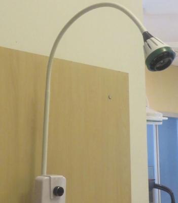 Cina Luce chirurgica mobile della lampada LED dell'esame di intervento chirurgico in vendita